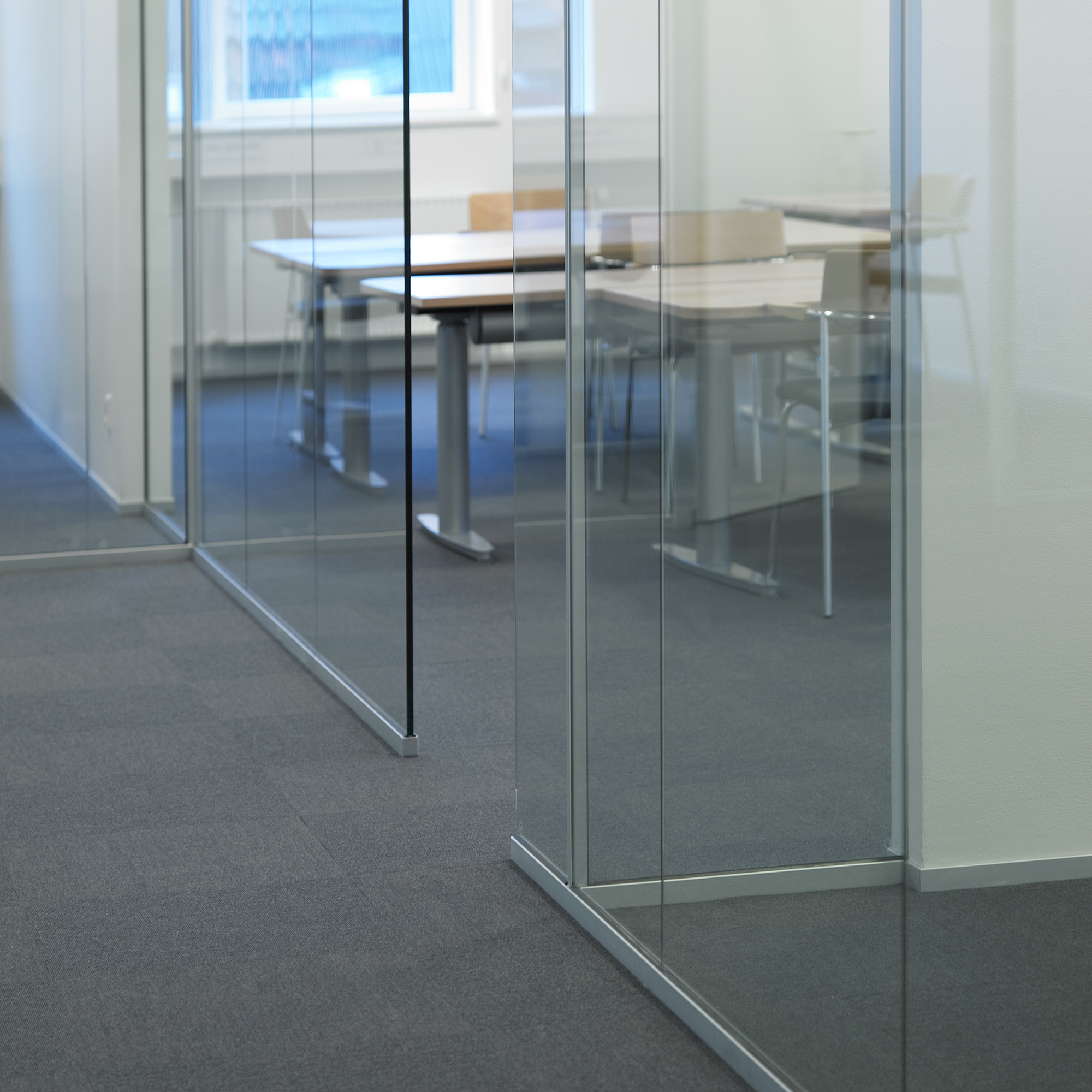 Spichiger Bertschinger :: Glaswände FG